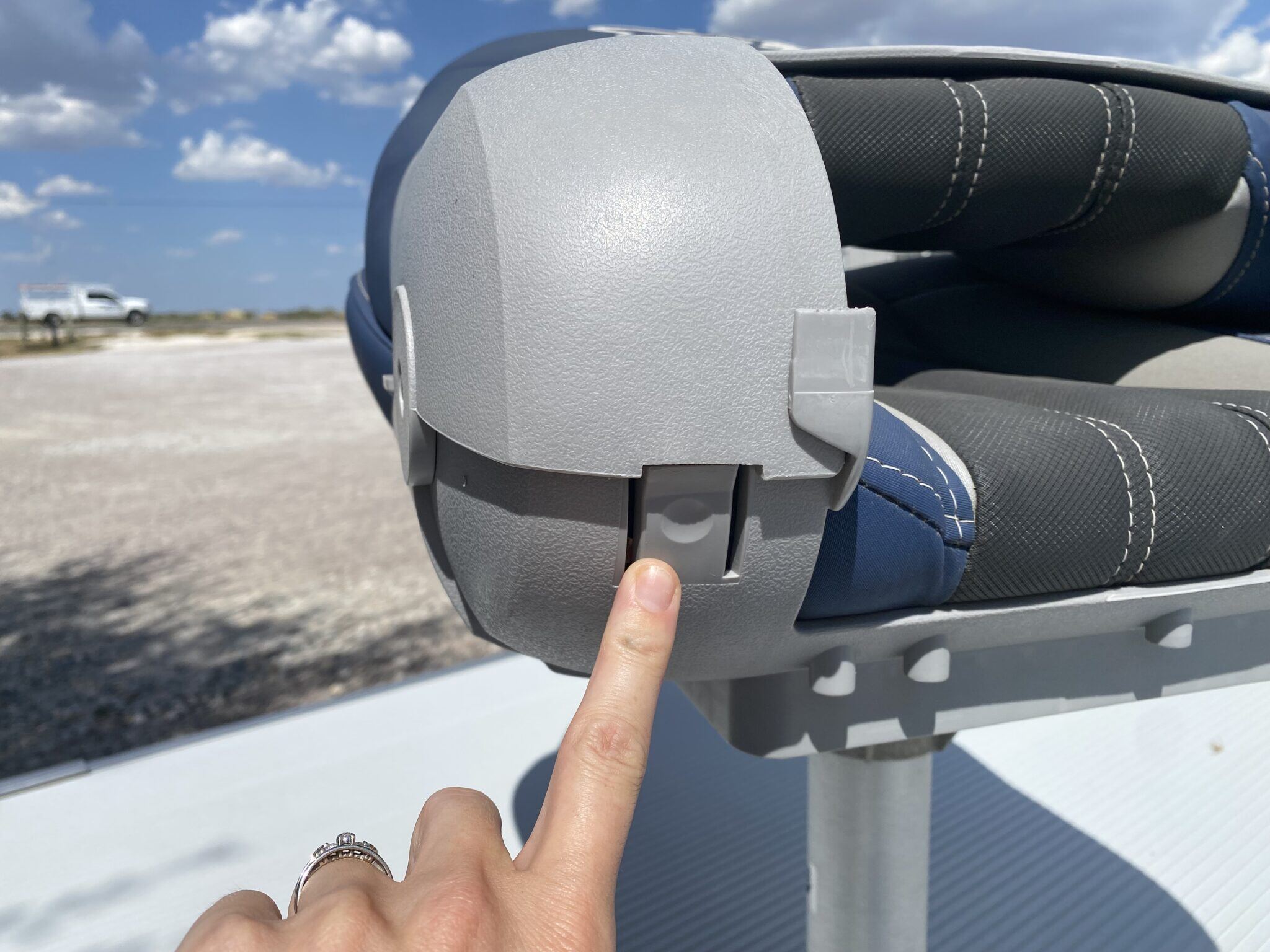 How do I open the Tempress ProBax seat?